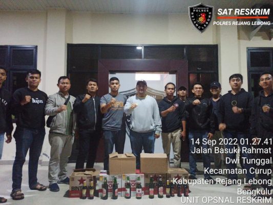 Razia Dini Hari, Polres Rejang Lebong Sita 108 Botol Minuman Keras ... Razia Dini Hari, Polres Rejang Lebong Sita 108 Botol Minuman Keras ...